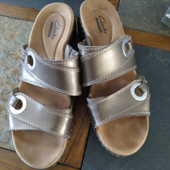 Clarks | Shoes | Clarks Brand Size 7 Sandals | Poshmark